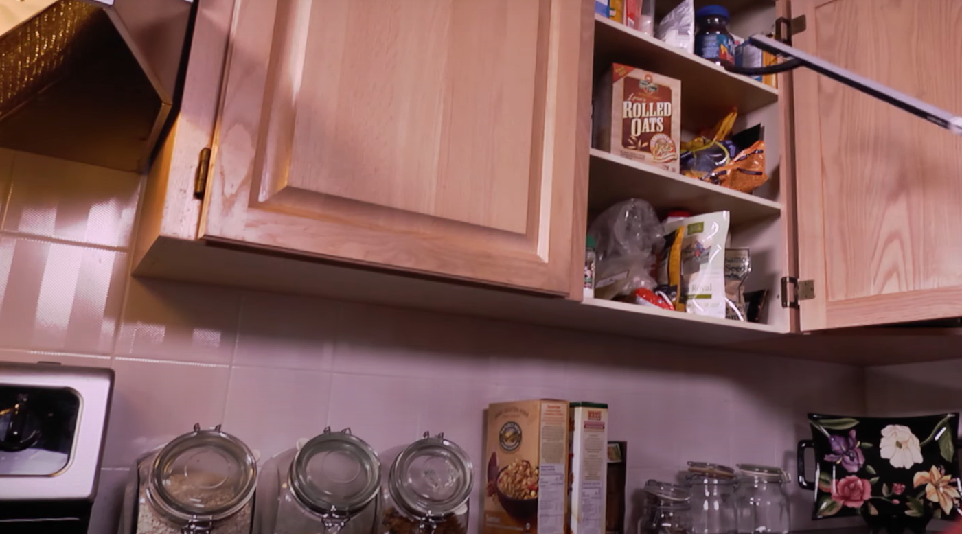 How to Prevent Falls in the Kitchen? - KitchenProfy