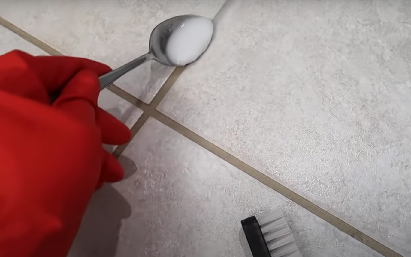 How to Clean Tiles in Kitchen? - KitchenProfy