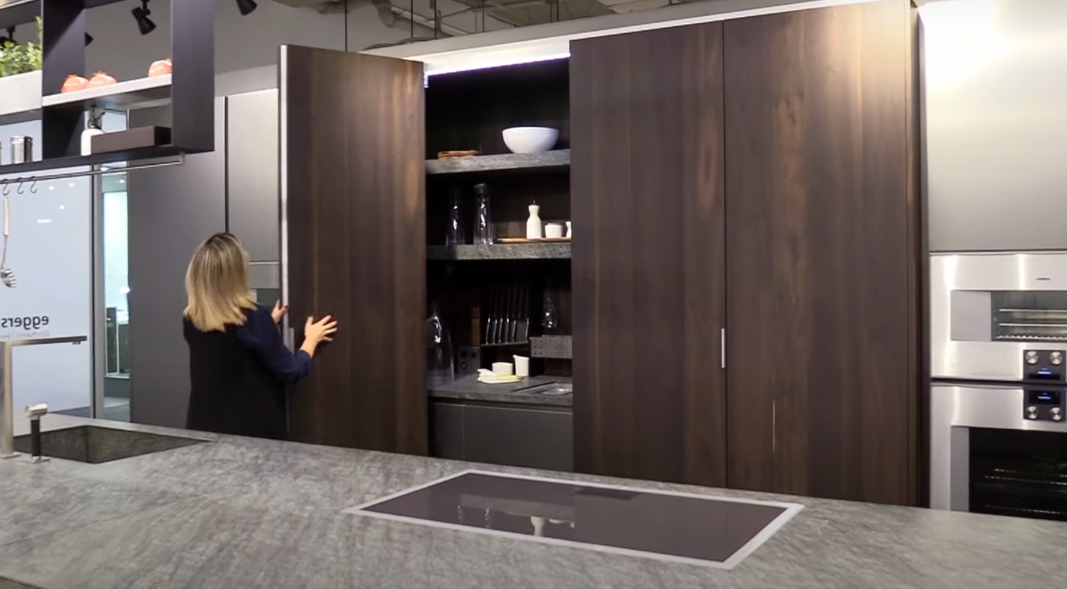 What Is an Invisible Kitchen? - KitchenProfy